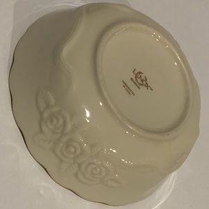 Lenox | Dining | Lenox Beige And Gold Candy Dish 4 2 Dia | Poshmark
